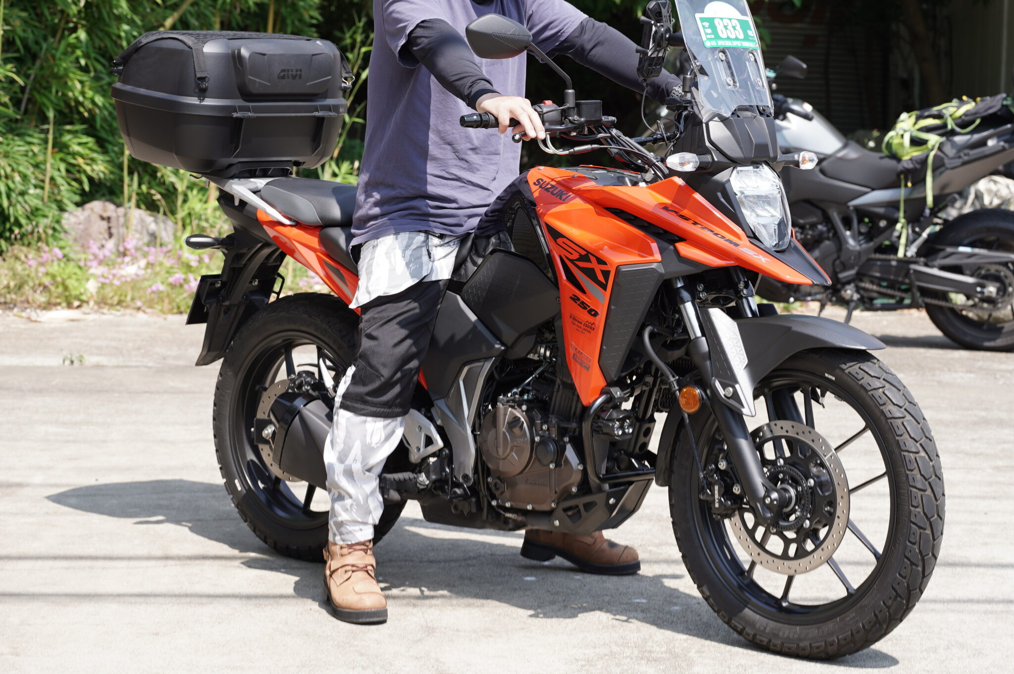 Vストローム250SX 足つき改善方法を徹底解説！初心者向けの最適な選び方 | Prestige Motorbikes