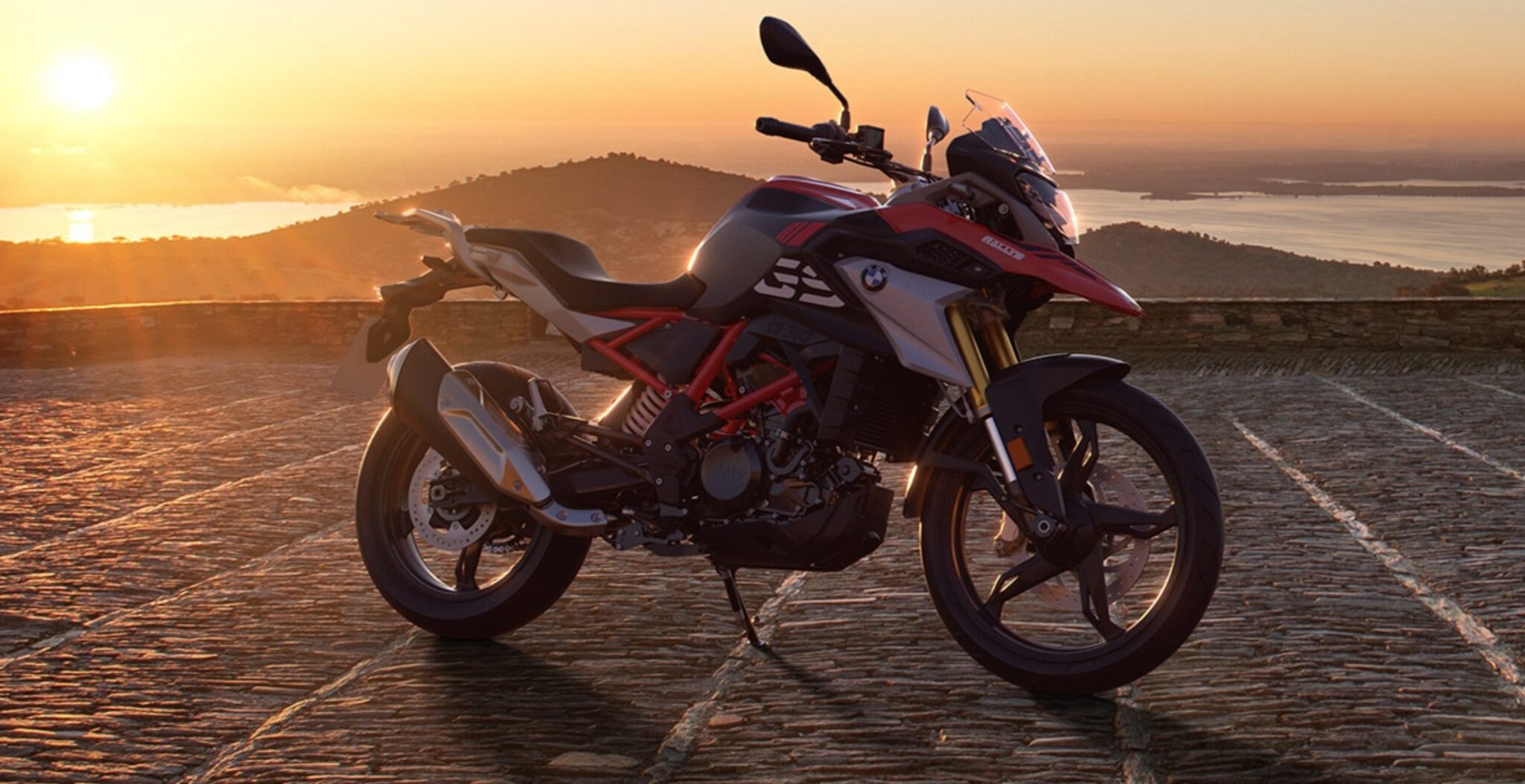 BMW G310GS 評価と基本スペック 走行性能やコスパを解説 | Prestige Motorbikes