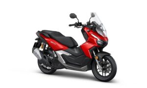 ADV160とPCX160を比較｜デザインと性能の違いを徹底解説 | Prestige Motorbikes